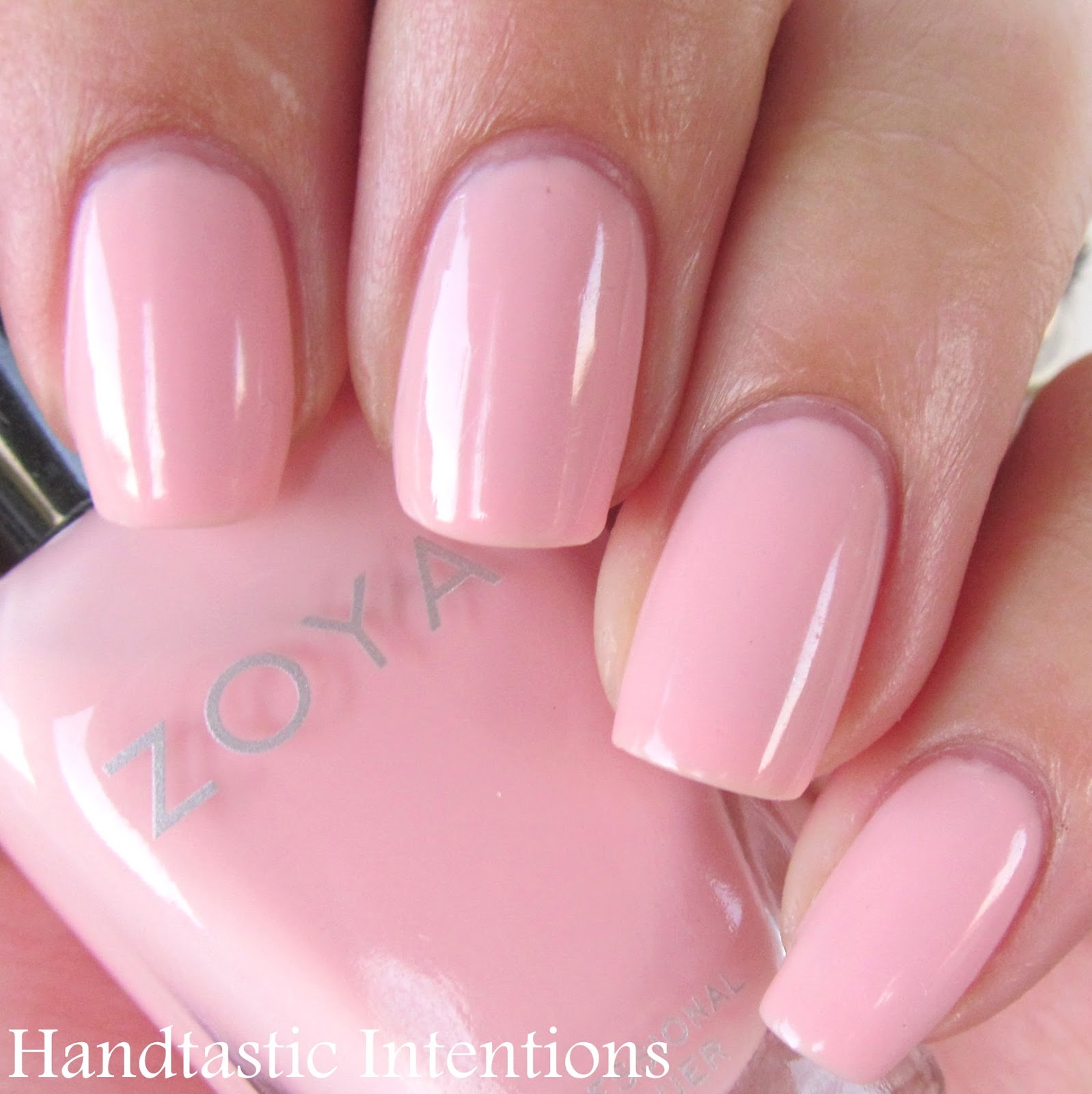 Handtastic Intentions: The Perfect, Creamy, Soft Pink: Zoya Dot