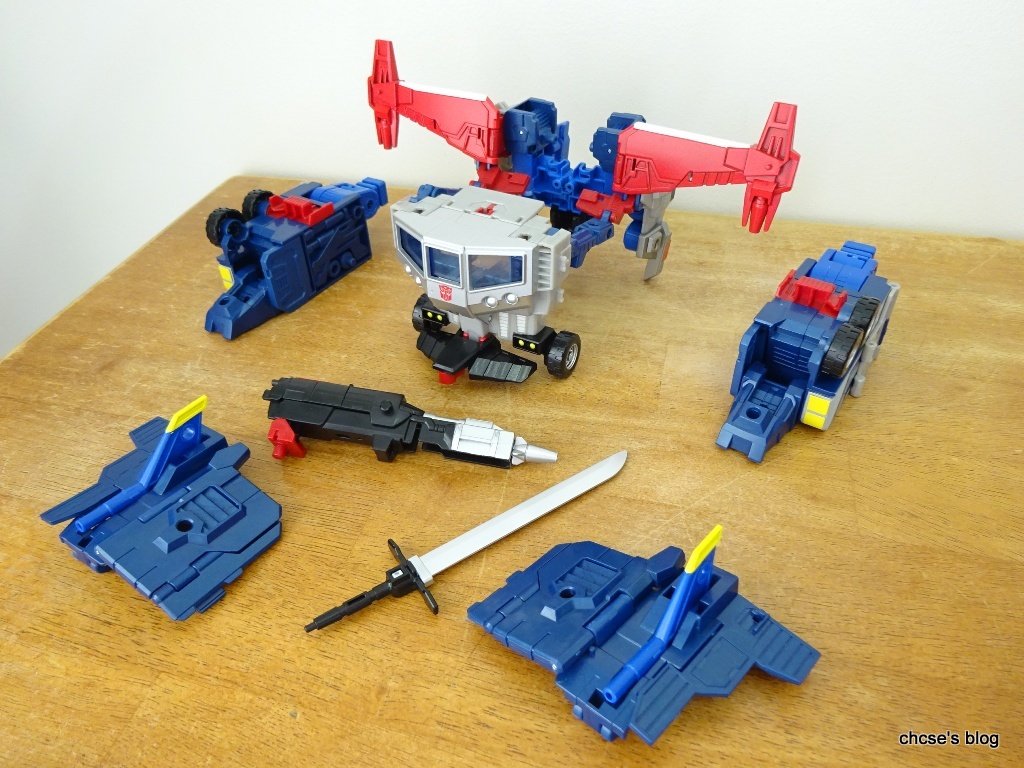 ChCse's blog: Toy Review: Transformers Legends God Ginrai