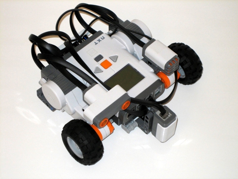 LEGOs and Robots: Simple Robot