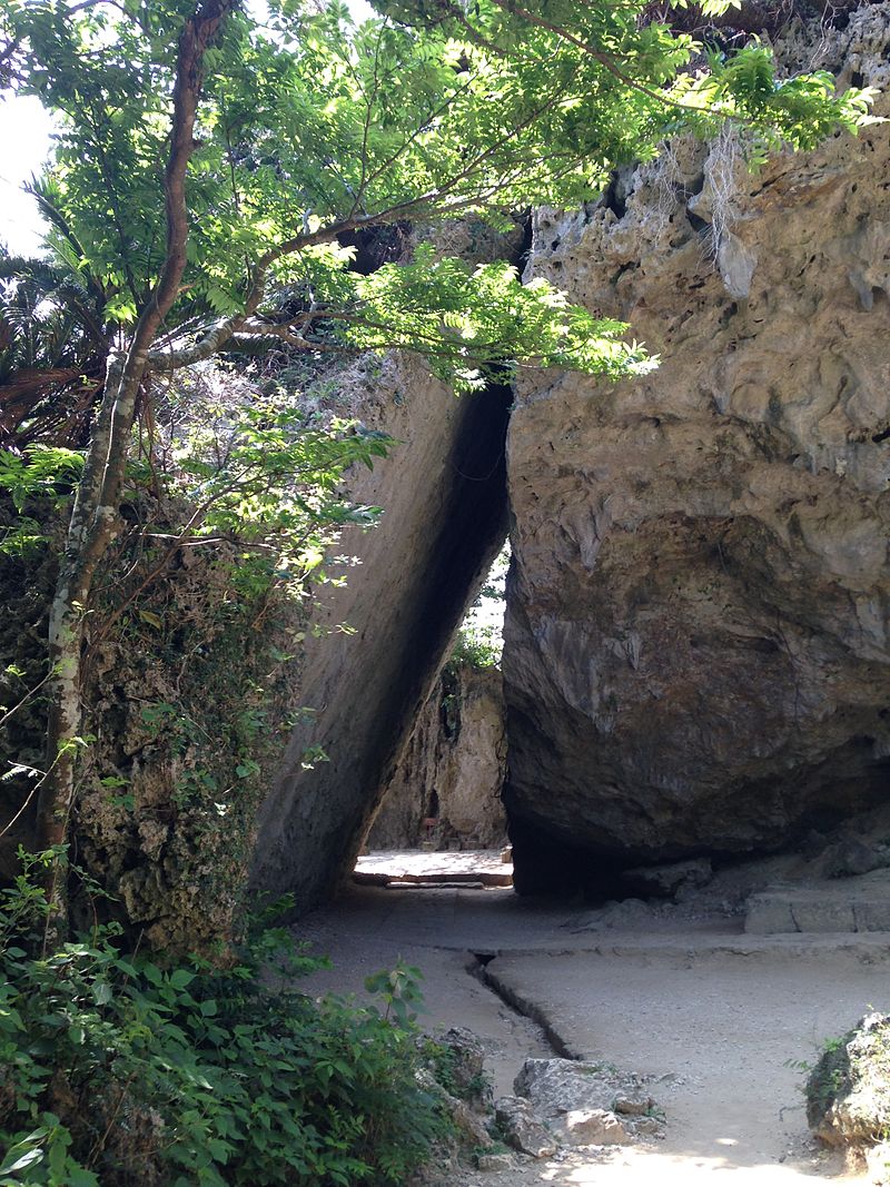 SHORIN RYU TAISHINKAN: OKINAWA SEFA-UTAKI - UN LUGAR DE VERDADERA PAZ
