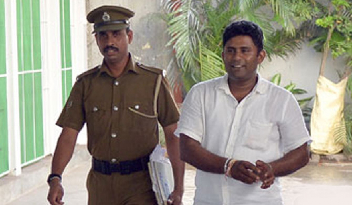 අලිරොෂාන් ඇතුළු 7ක් නිදහස්