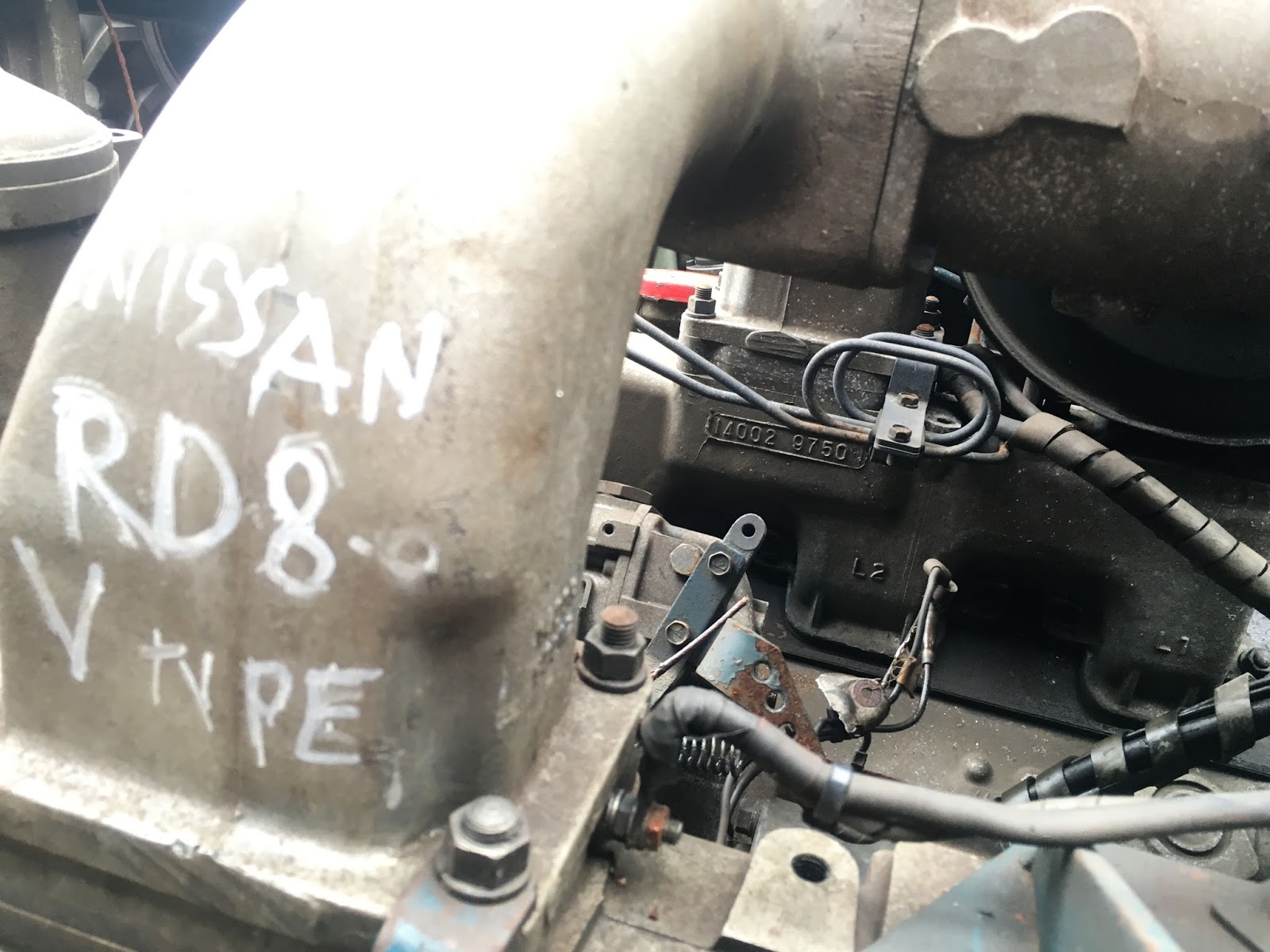 Products: Nissan RD8 V type engine