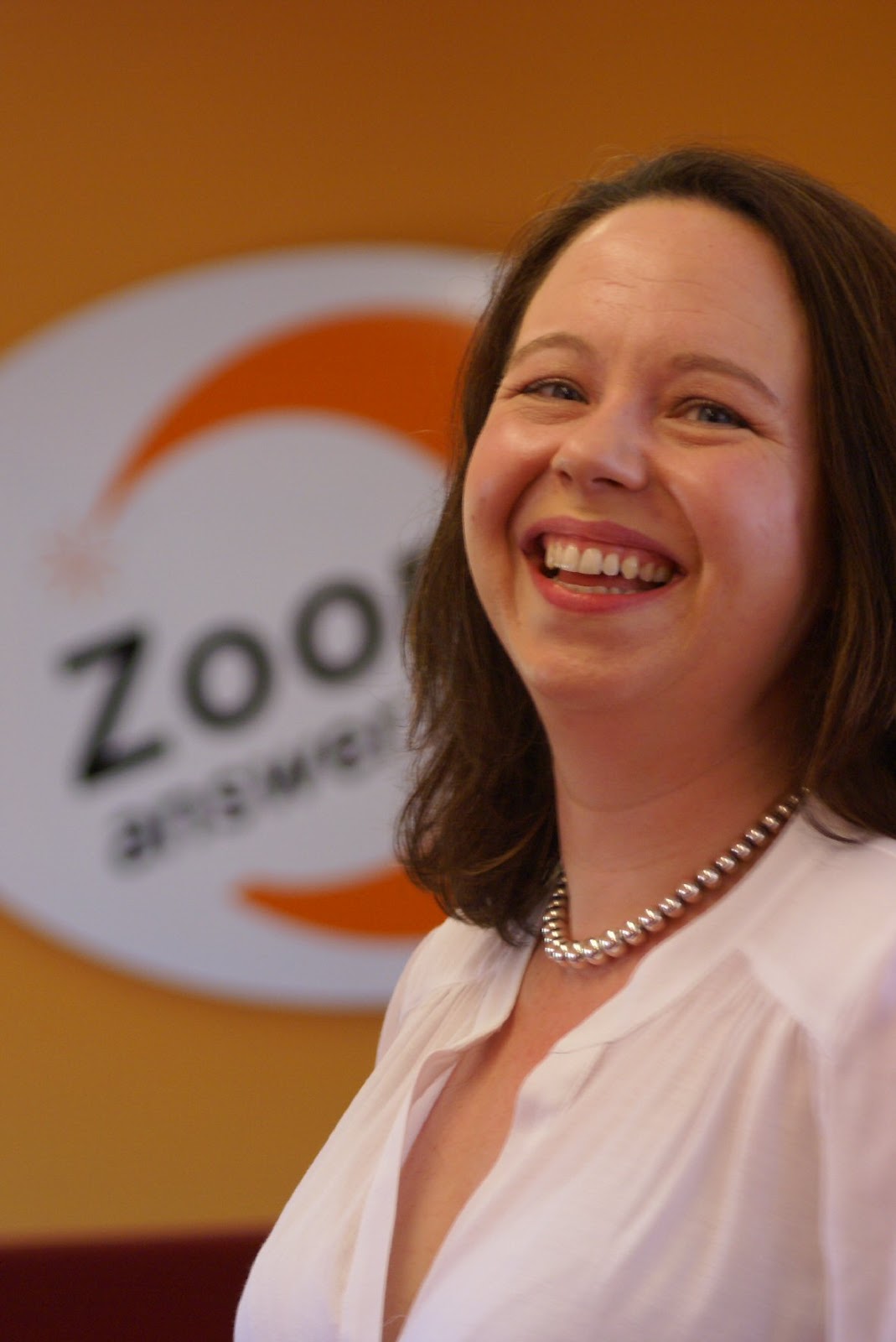Zoom UK - Call Answering: Moozings from Zoom... Meet the Zoomettes!