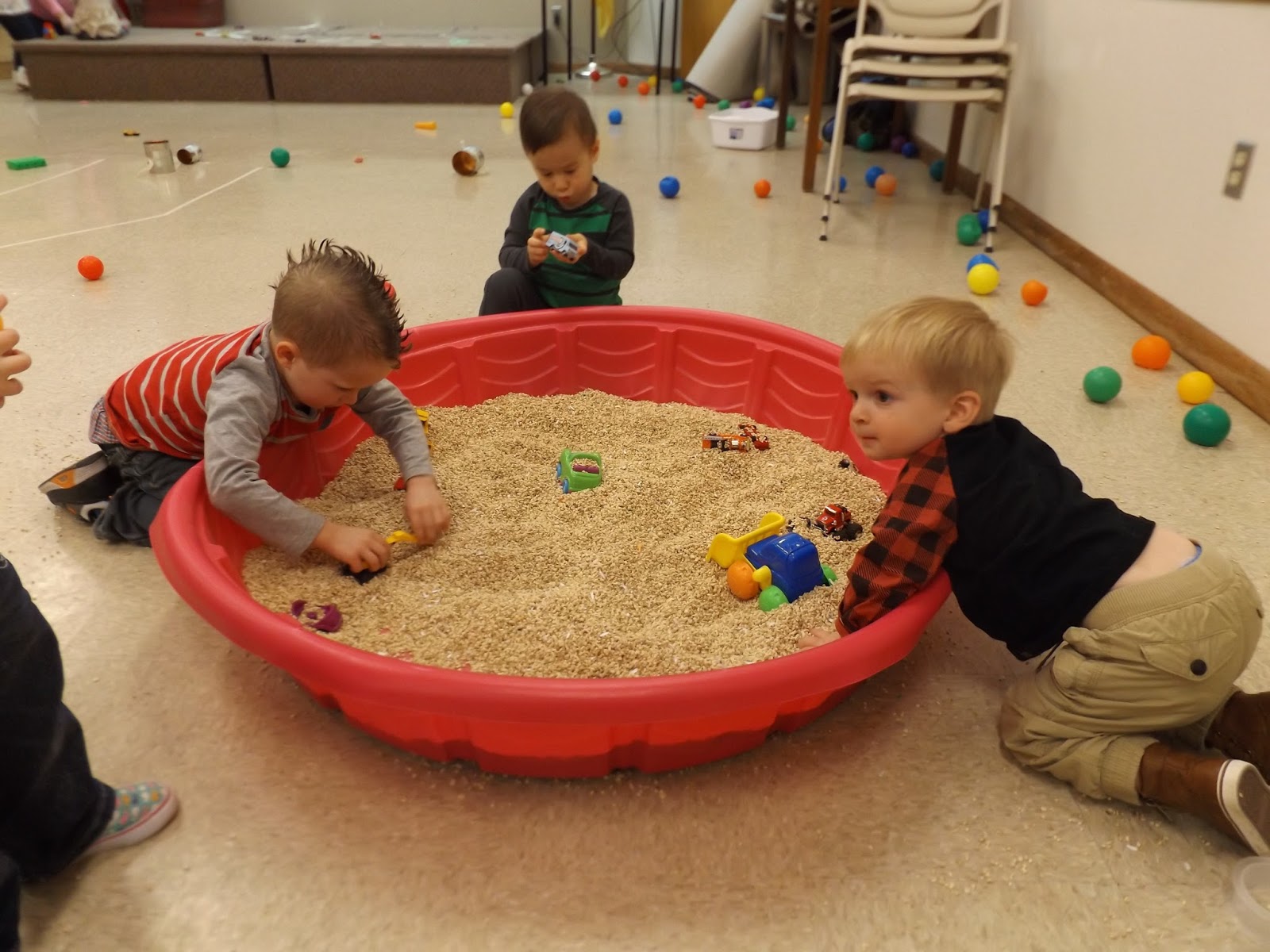 A Mom's Spare Time: Toddler STEM - Things That Roll