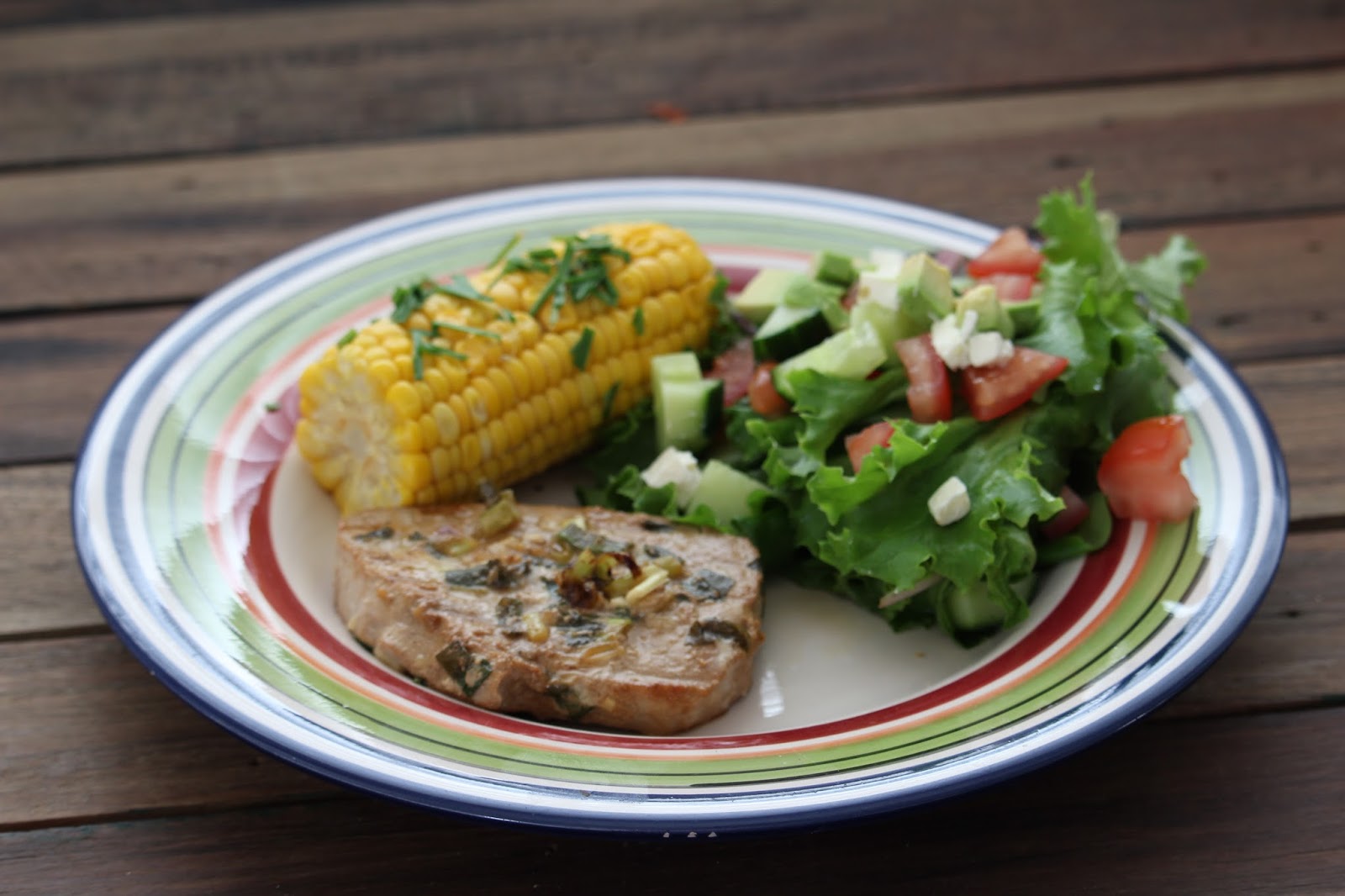 SOULFUL HEALTHY LIVING: TUNA STEAKS with STEAMED CORN & SALAD