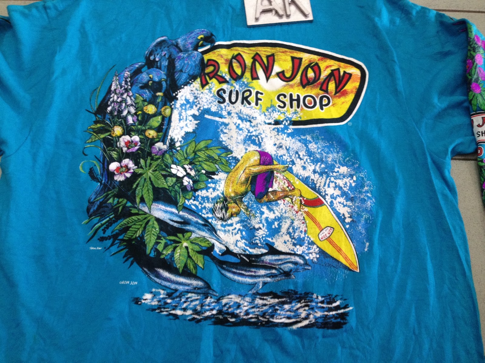 Bundle A.K: RON JON Surf Shop "one and only" Parrots Dolphins Floral ...