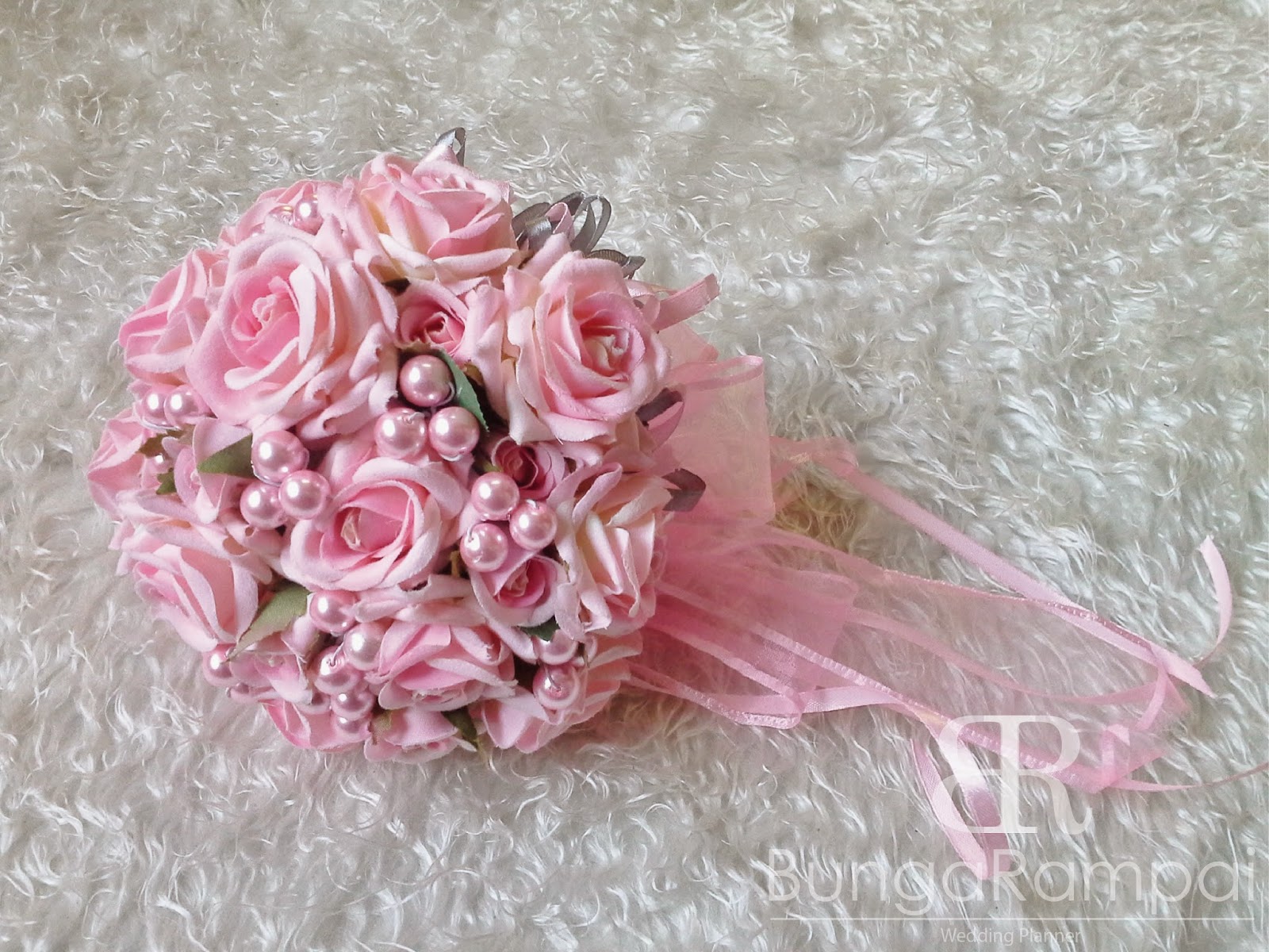 BungaRampai: Hand Bouquet Majlis Bertandang