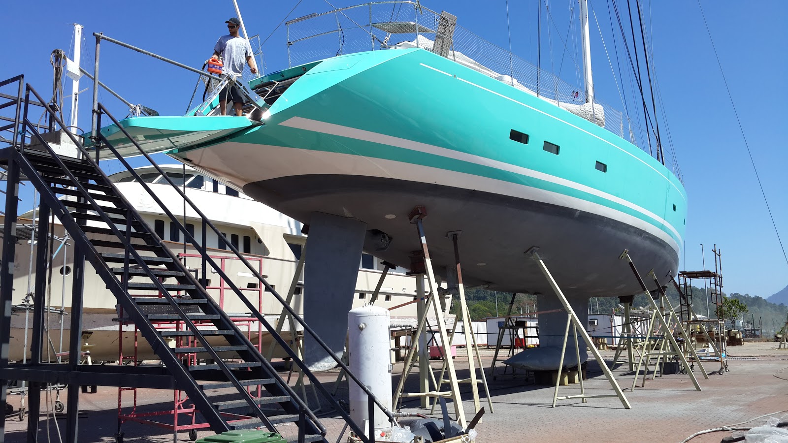 Sailing Vessel Timoneer: Living and working on a luxury yacht