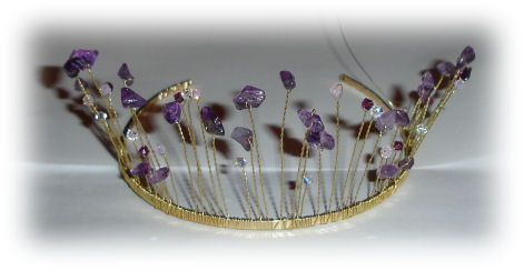 Sooz In The Shed...: Beaded prom tiara - free tutorial