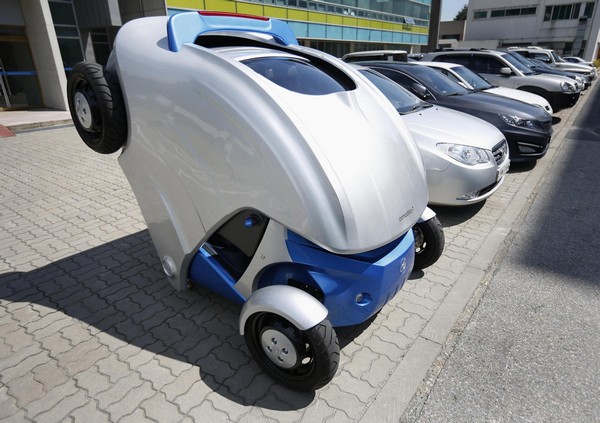 Noticias Hausler: COREA DEL SUR : VEA EL AUTO ROBOT PLEGABLE QUE SE ...