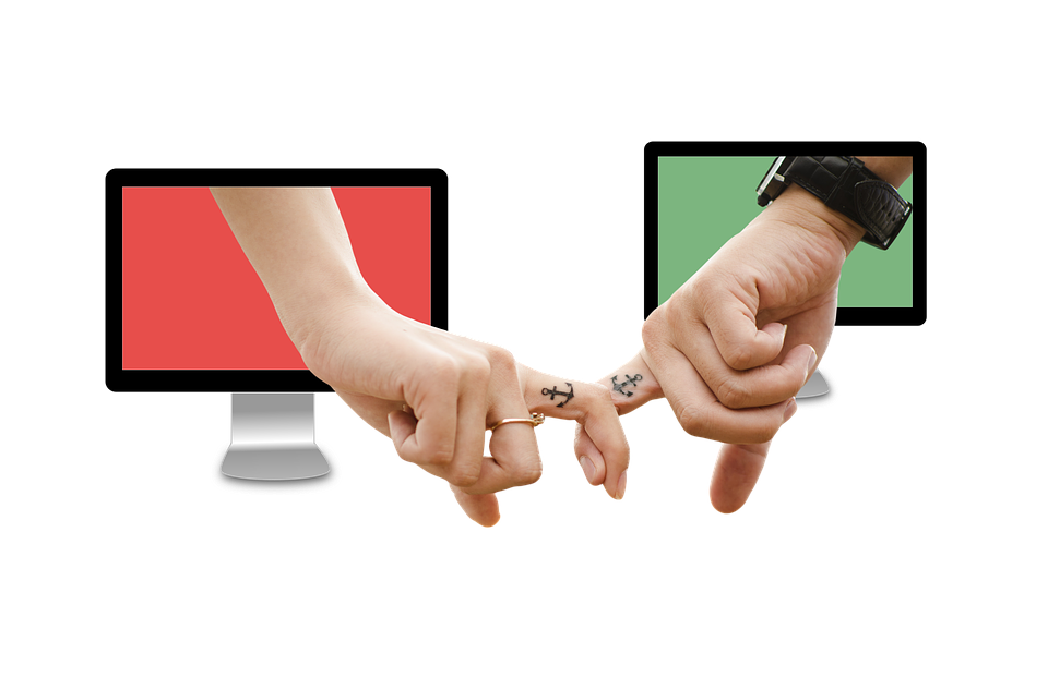 4 Safety Tips For Online Dating - Beauty, fashion and everything in ...