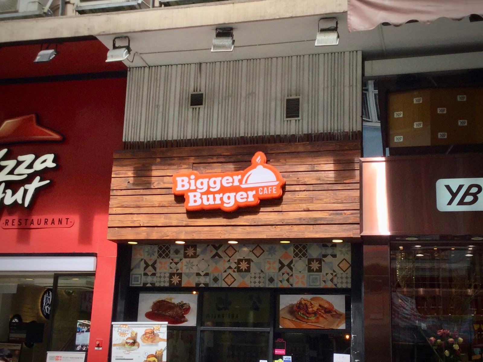 Restaurant Review - Bigger Burger Cafe