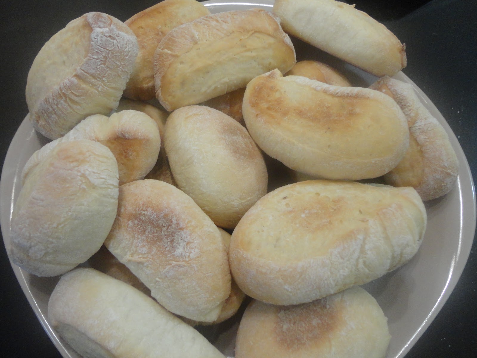 THE DENTIST IS IN THE KITCHEN: PAN de SAL (Pinoy Bread rolls)