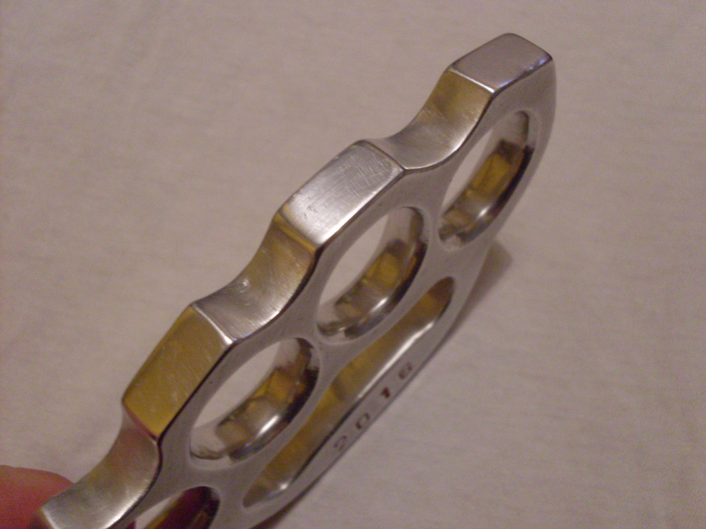 WeaponCollector's Knuckle Duster and Weapon Blog: Homemade U.K Knuckle ...