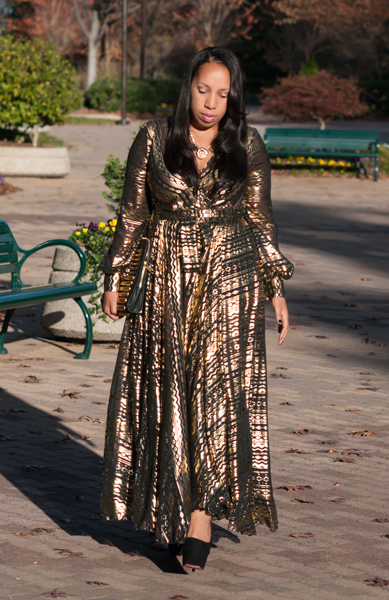 Fancy Curves: "24 Karats"