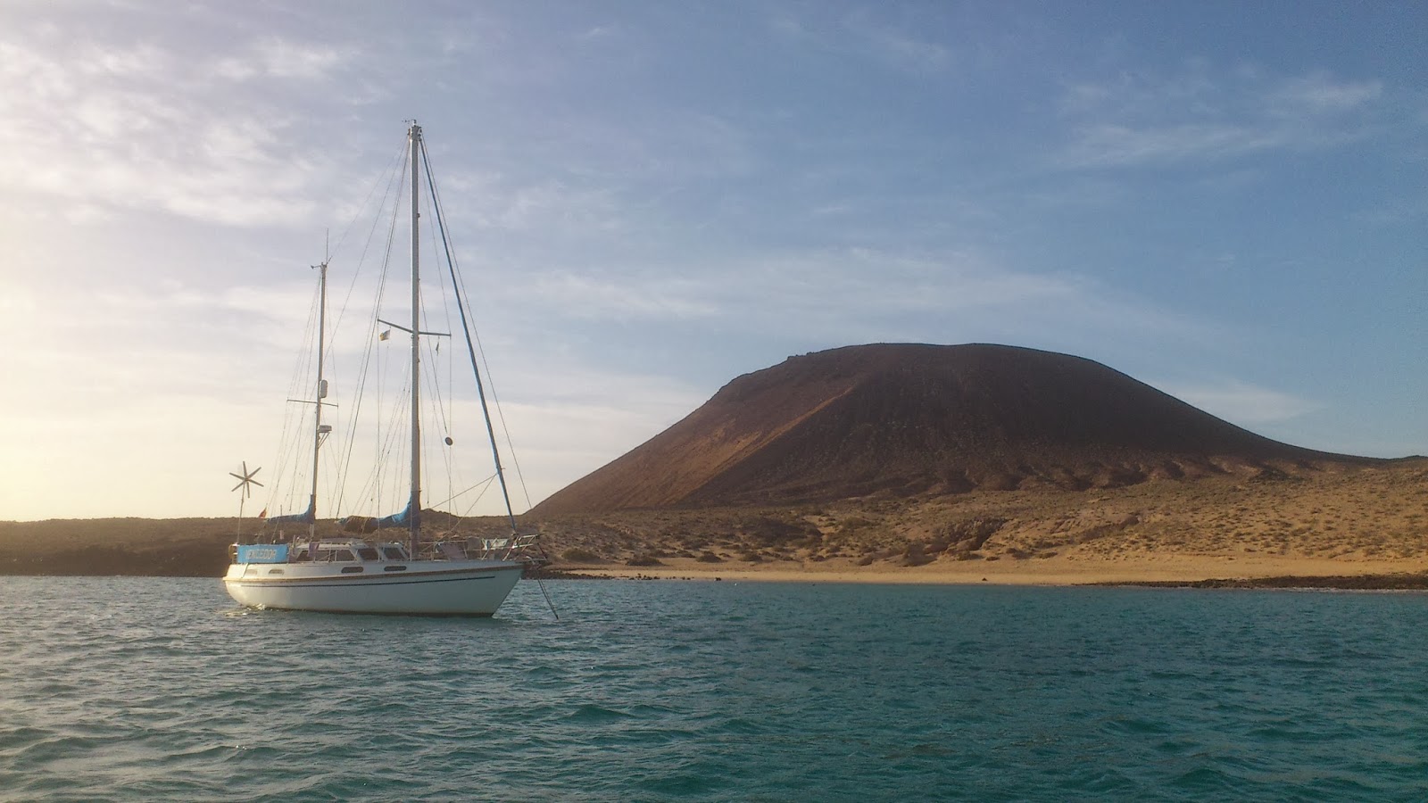 vencedor-sailing: Morocco to Canary Islands