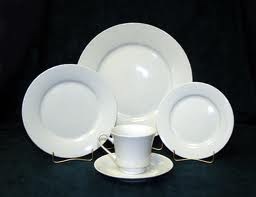 Food & Beverage Service.....: Service Ware