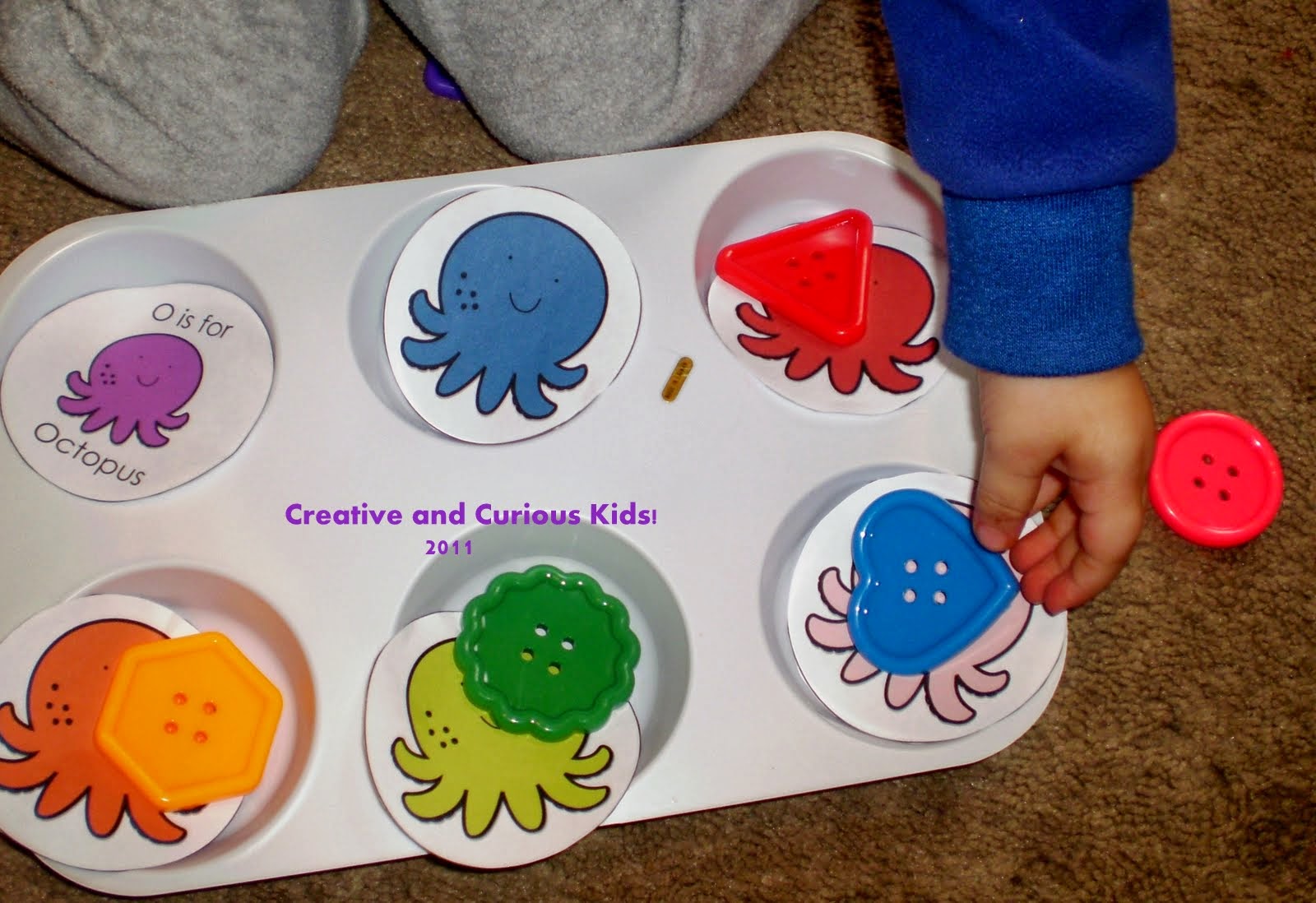 Creative and Curious Kids!: The Letter Oo