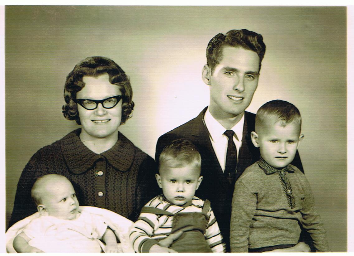 Nola Warren: julio 2012