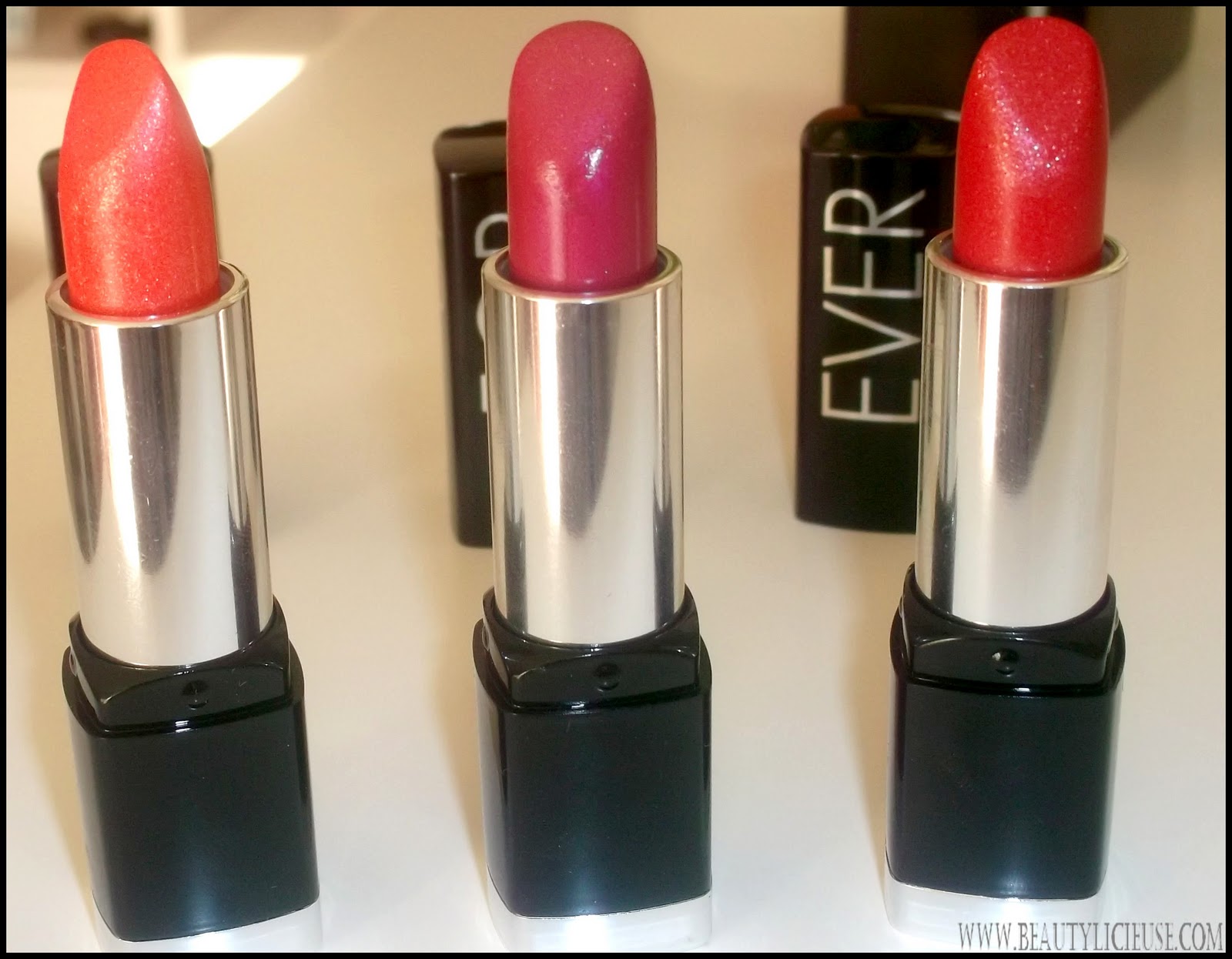 Make Up For Ever crée la gamme "Rouge Artist Natural", mi-rouge, mi ...