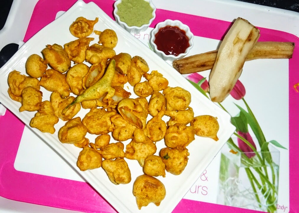 Veg Indian Good Food Recipes..: Kamal kakdi Pakoda | Bhee pakoda ...