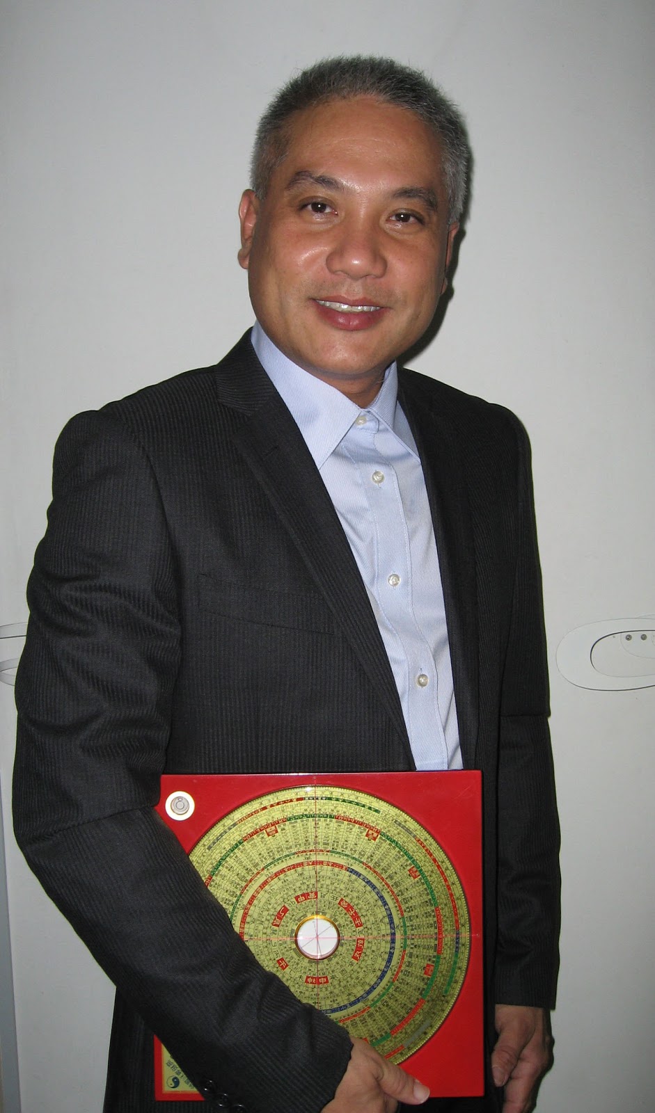 Famous Feng Shui Masters in Singapore | Master Dave Hum