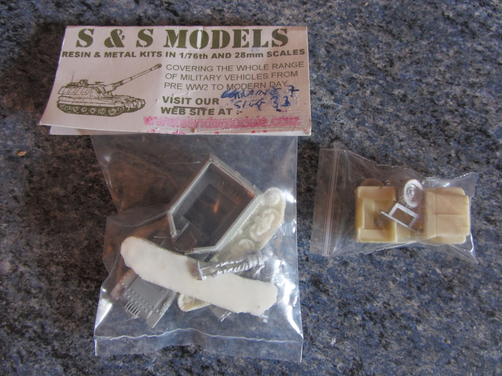 wargames and walking: RH Models and S&S Models