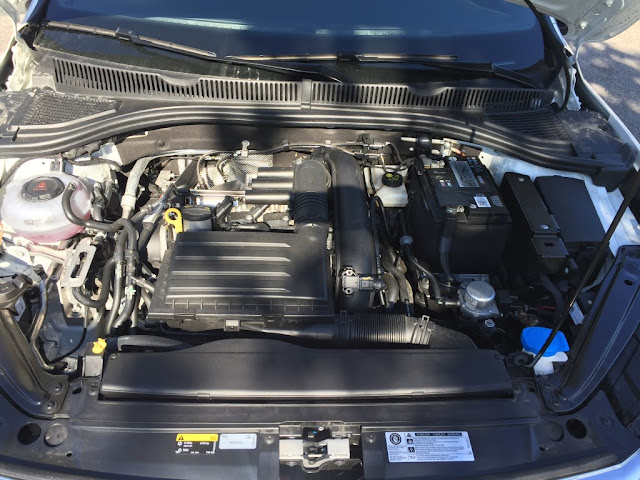 Volta Rápida: 2019 Volkswagen Jetta R-Line 1.4 AT6; a vida começa aos ...