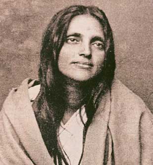 TEMAS ESPIRITUALES: ANANDAMAYI MA
