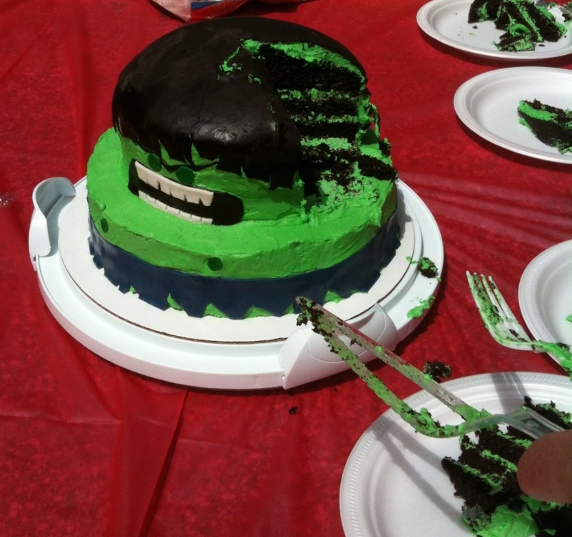 Incredible Hulk Cake for a Birthday