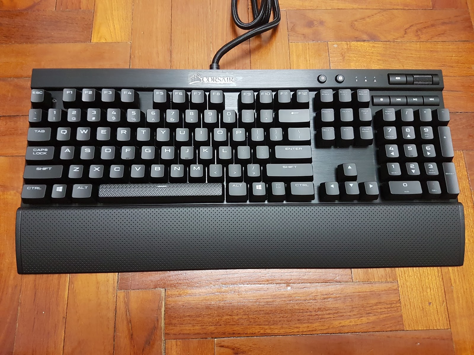 My Life in A Tortoise Shell.: New keyboard, new life.