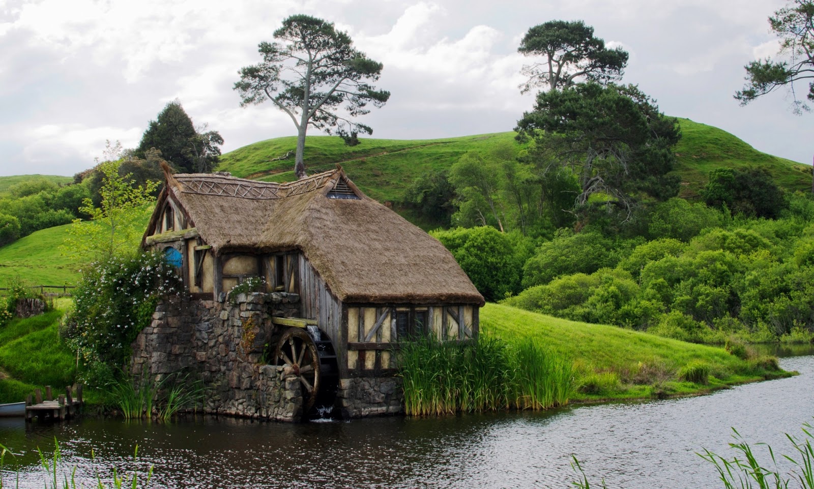 Matamata - Hobbiton, "The Shire". A voyage to Matamata, New Zealand ...