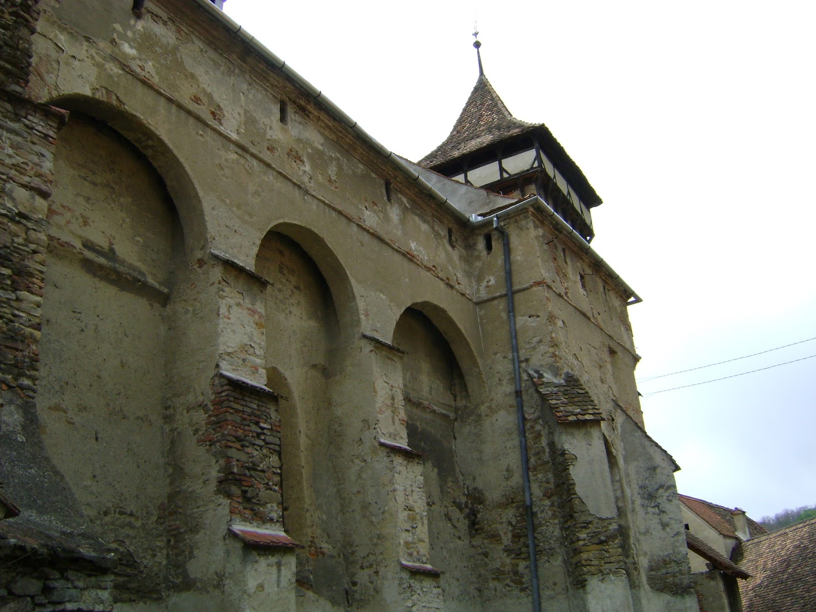 Ştiinţă pentru toţi: Biserica fortificată din Valea Viilor Jud. Sibiu