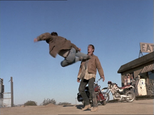 Comeuppance Reviews: Desert Heat (1999)