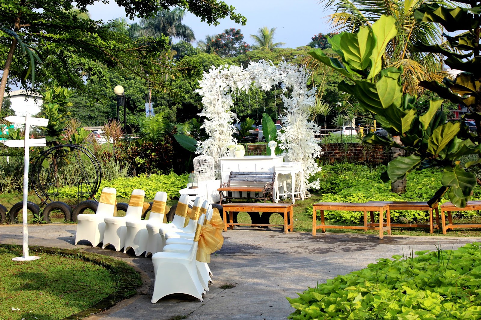 Pengalaman Perjalanan: Wedding venue di Bandung / Tempat Resepsi ...