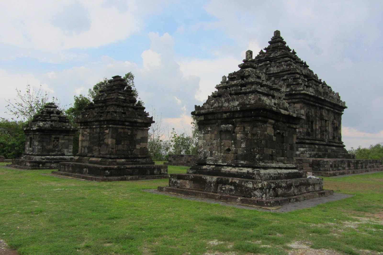 PESONA CANDI IJO DI ATAS BUKIT