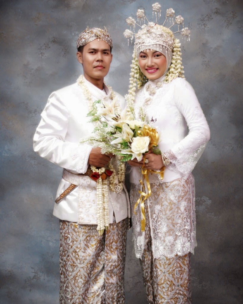 Penyedia Layanan Jasa Dekorasi: Bunga Rias Pengantin