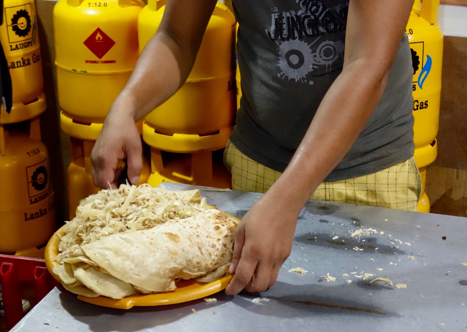 Hoppers, kottu & roti - Sri Lankan food - Eat - Explore - Enjoy