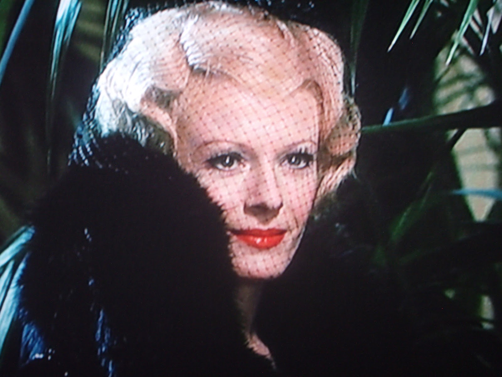 Kiss My Review: Daughters of Darkness - 1971