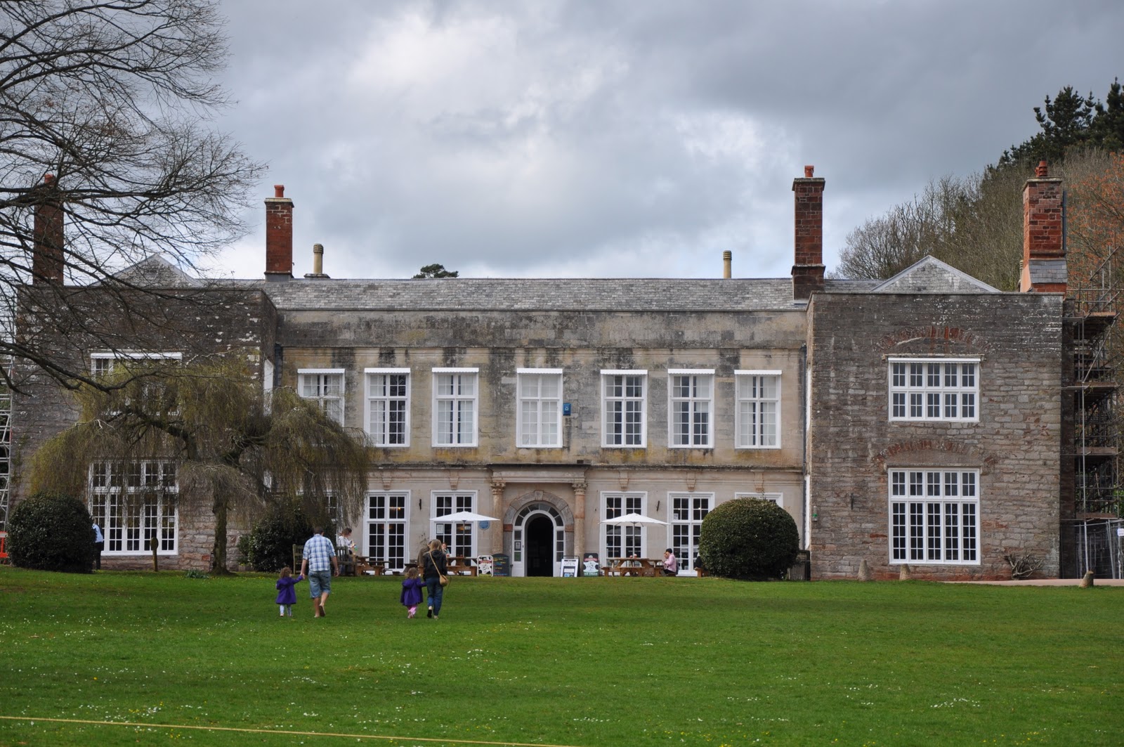 Cats, Dogs and Eiderdowns: Cockington Village Continued ...