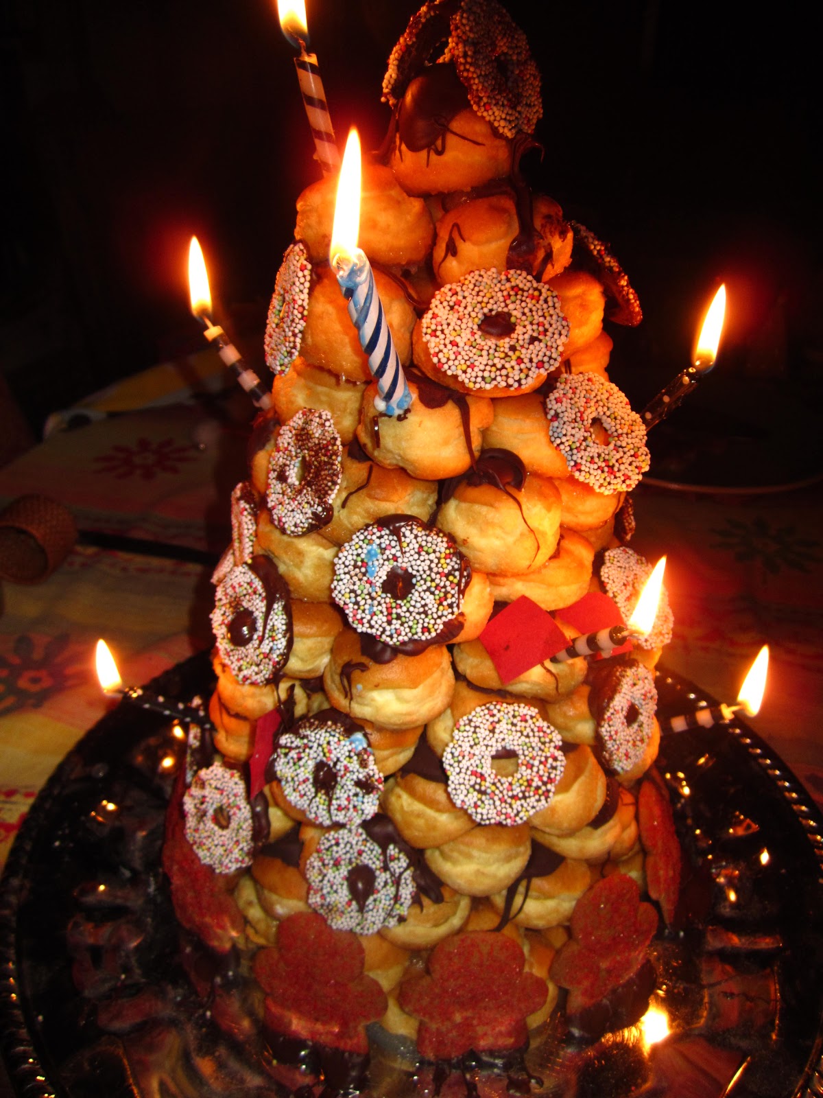 Double Infinity Pixie: Croque en bouche -- Cream Puff Tree - with kids