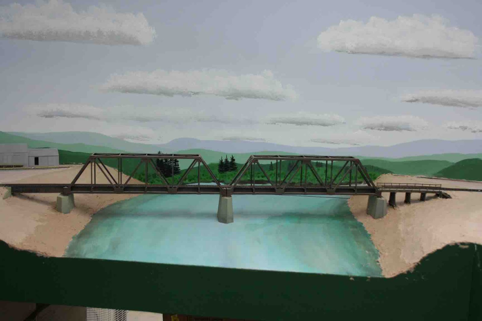 Southern Pacific Cascade Line: DOWN BY THE RIVER