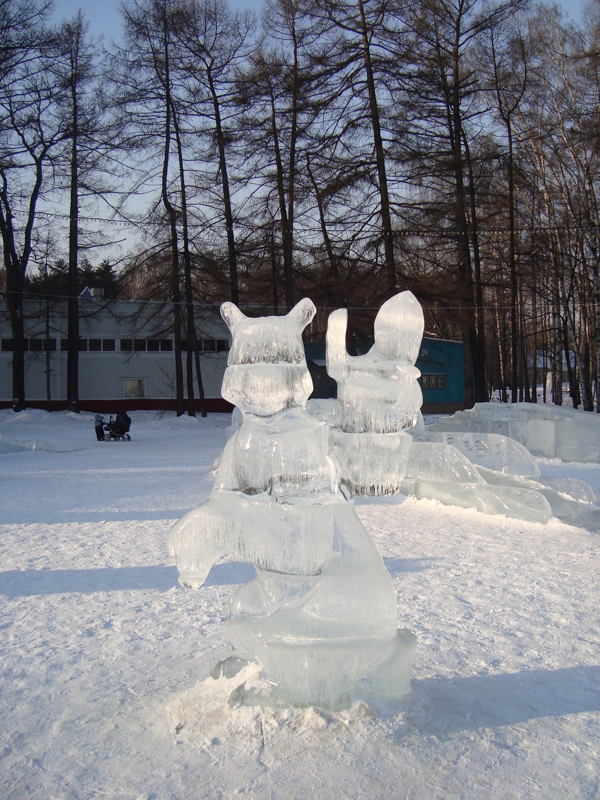 Välkommen till SWEA Moskvas blogg!: Sweor & isskulpturer i Sokolniki