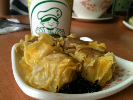 the seasoned first timer: Siopao and More at Hen Lin