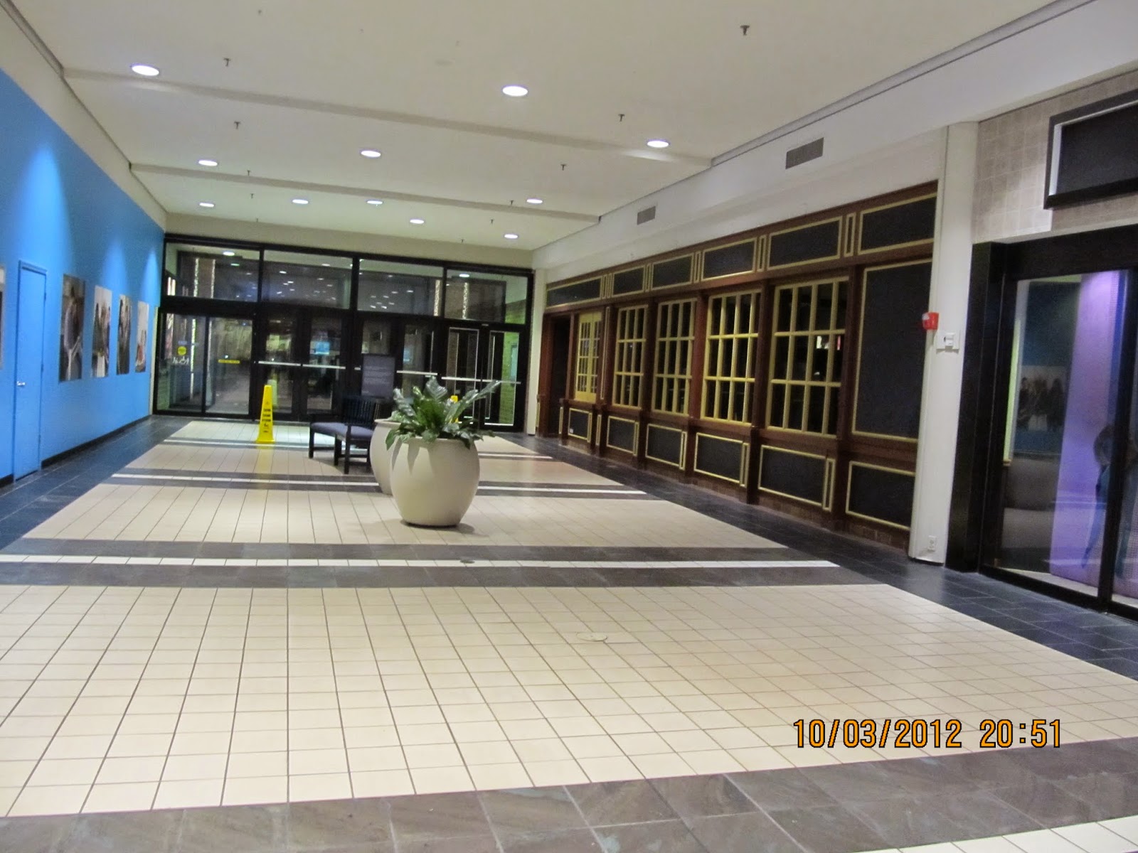 Trip to the Mall: Spring Hill Mall- (West Dundee, IL)