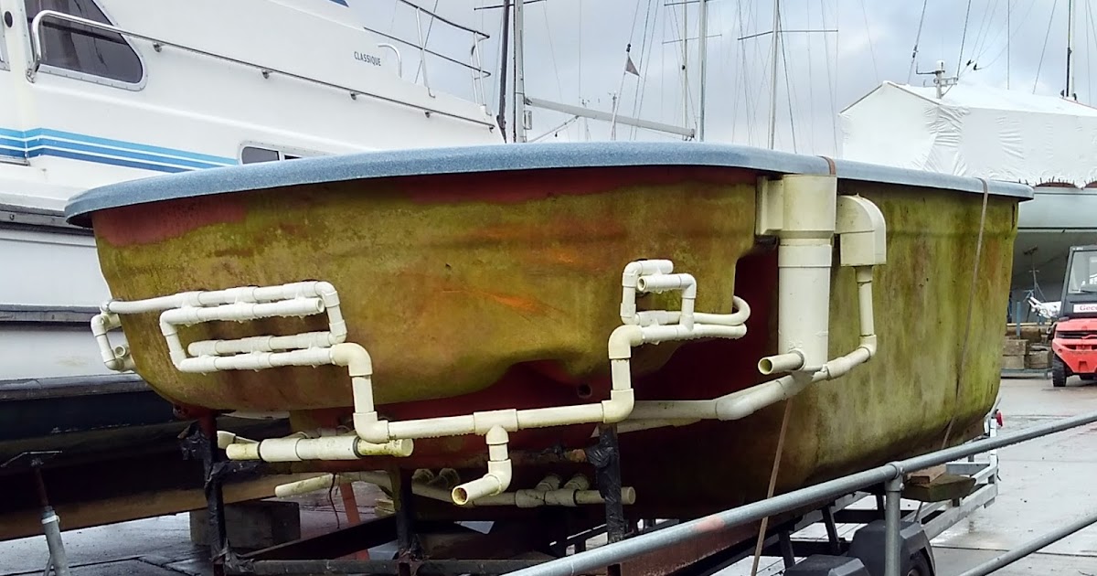 Bursledon Blog: New hi performance sailing boat using stepped ...