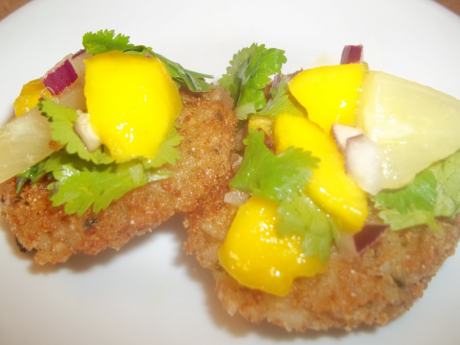 World Class Cooking: Crab Cakes w/Mango Salsa