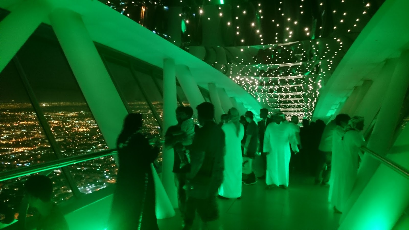 A Taste Of Saudi Arabia: Sky Bridge At Kingdom Centre - Riyadh