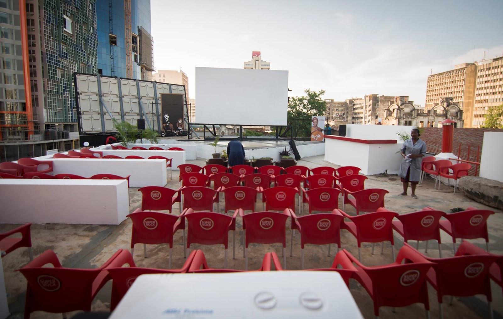 Cine Teatro Scala de Maputo de 1931 - sala interior e terraço