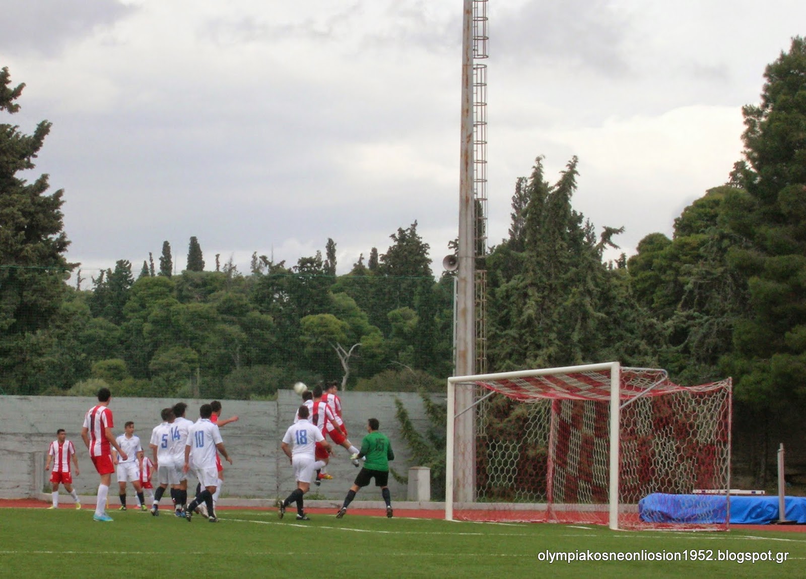 Olympiakos liosion f.c: ΝΙΚΗ ΤΟΥ ΟΛΥΜΠΙΑΚΟΥ ΣΤΟ ΦΙΛΙΚΟ ΓΙΑ ΦΙΛΑΝΘΡΩΠΙΚΟ ...